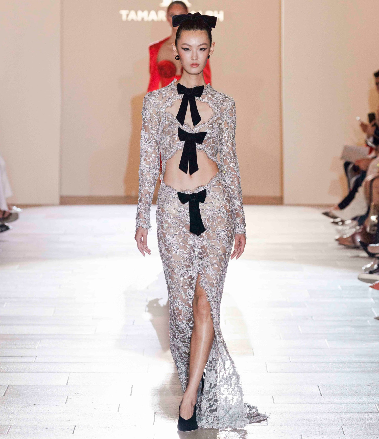 Look 07 – Tamara Ralph