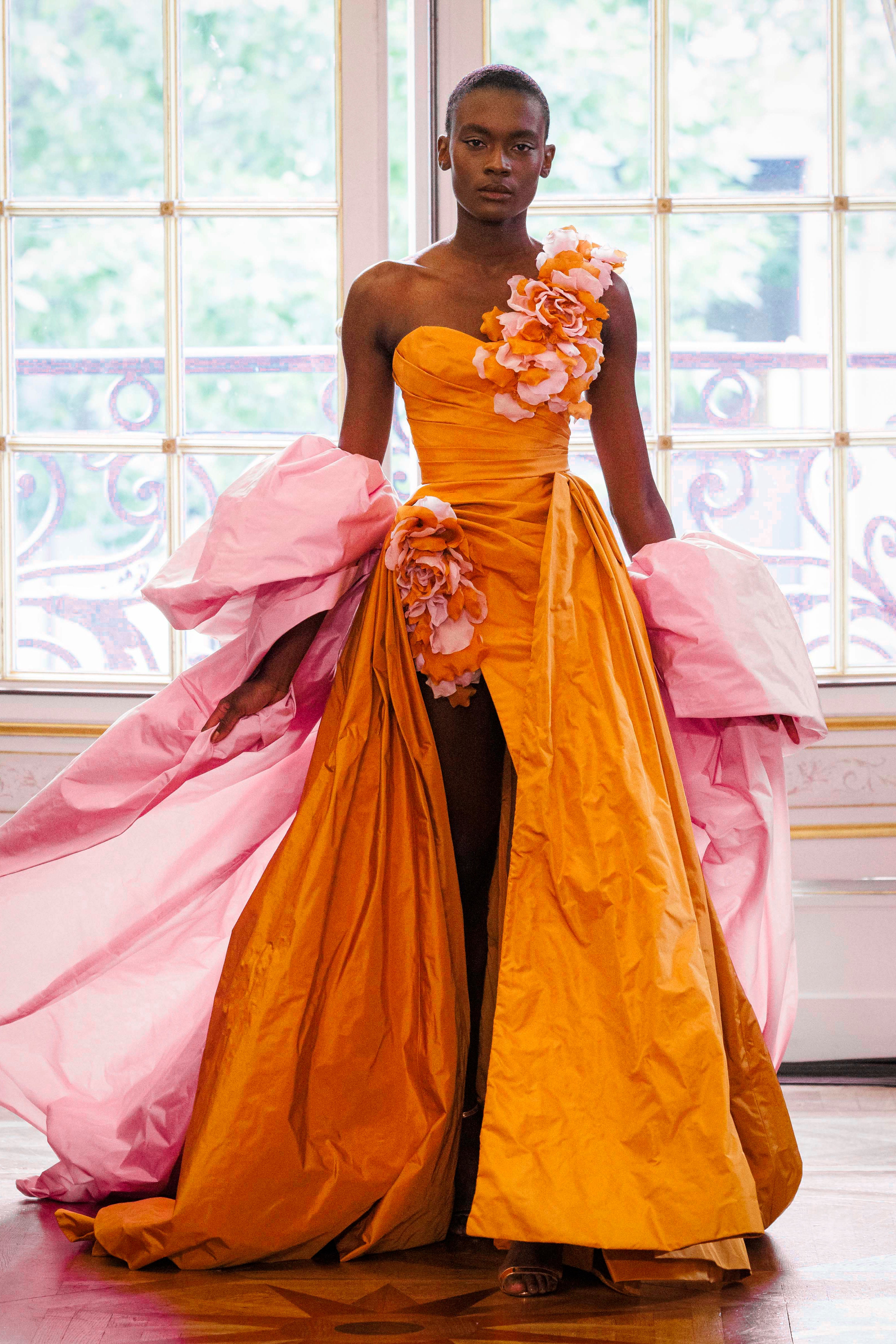 Look 22 – Tamara Ralph