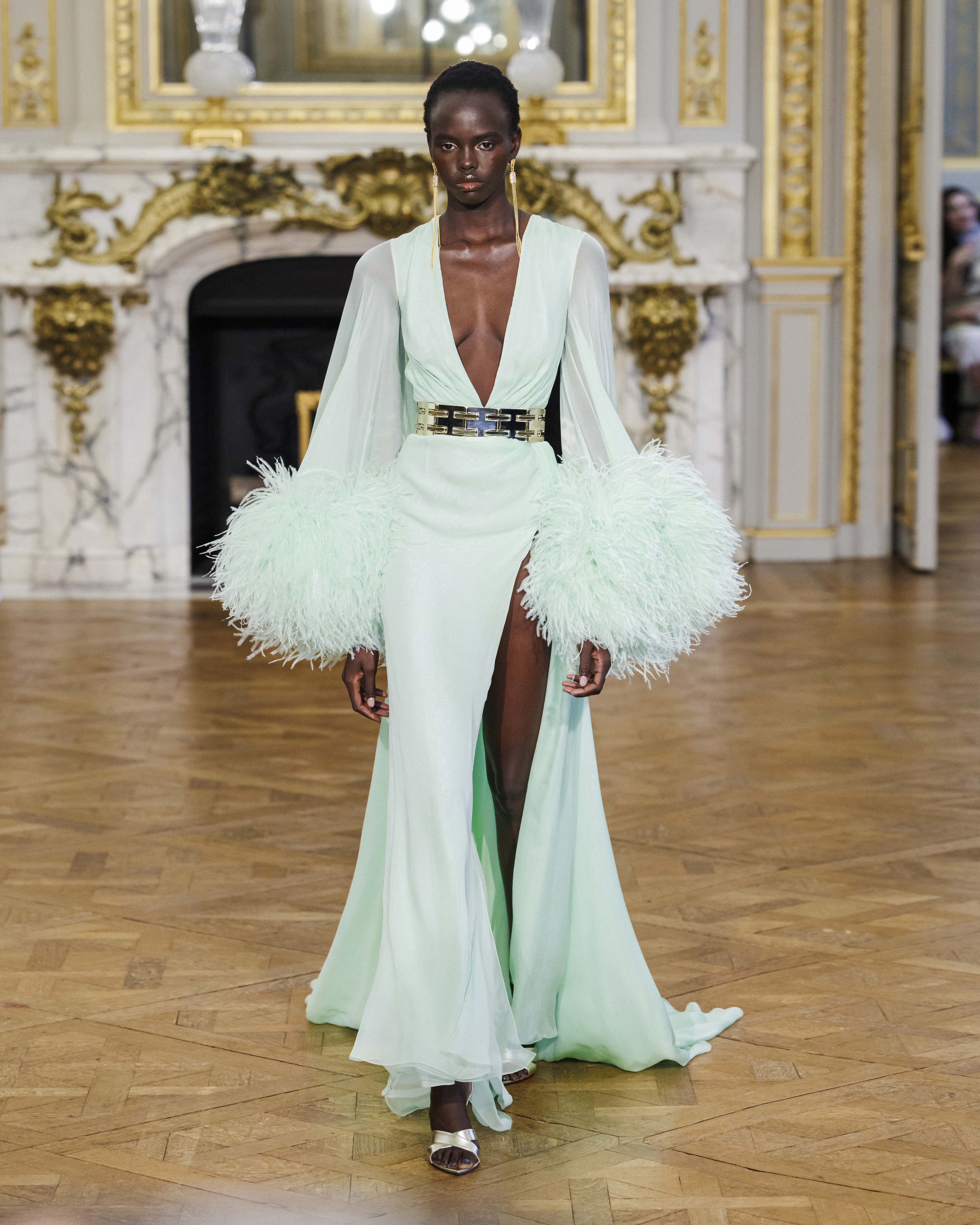 Look 11 – Tamara Ralph